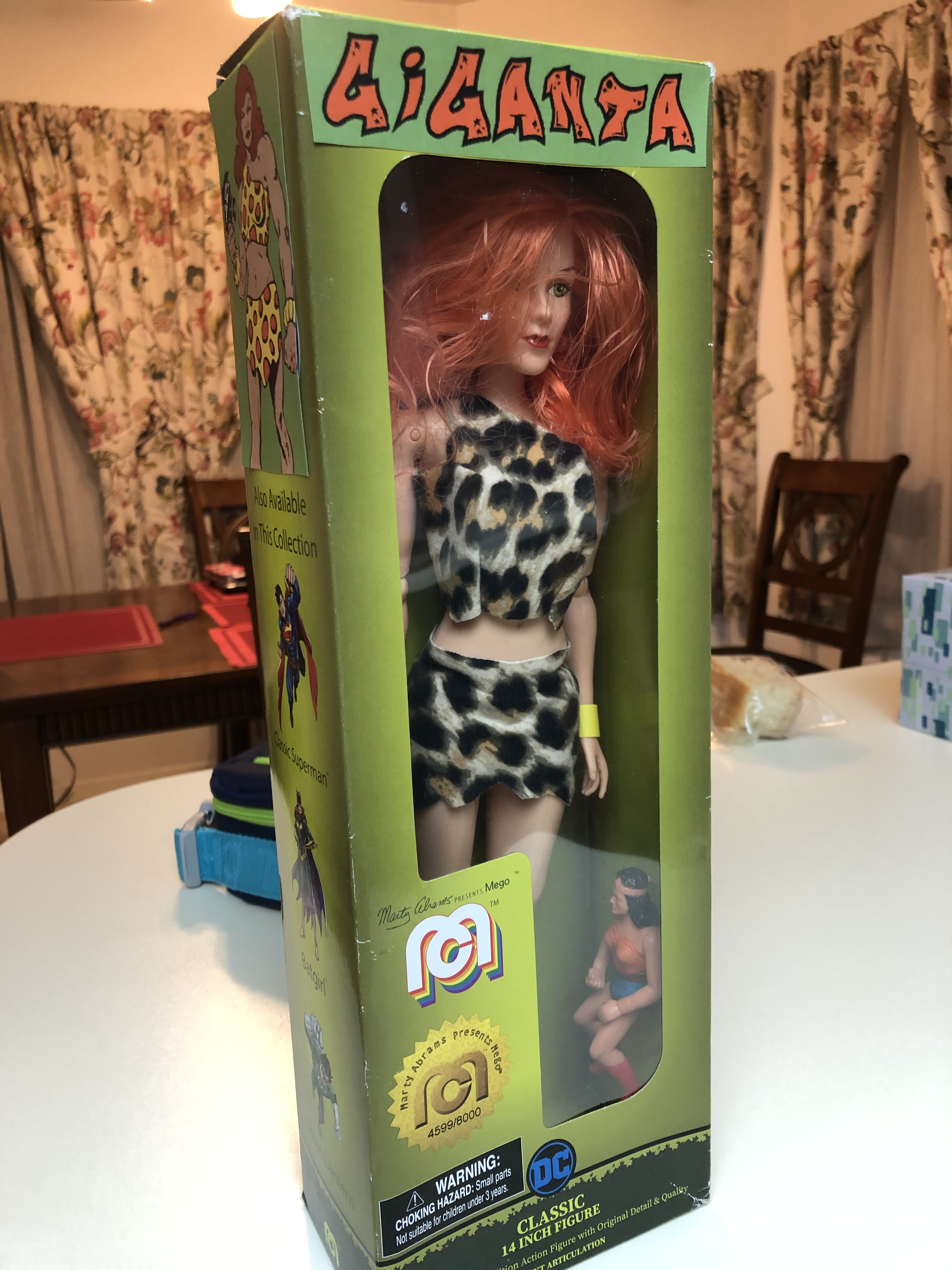 mego giganta box | Mike's Toybox